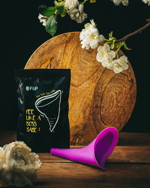 Shop Pee Funnel Stand And Pee Reusable Portable Urination For Women